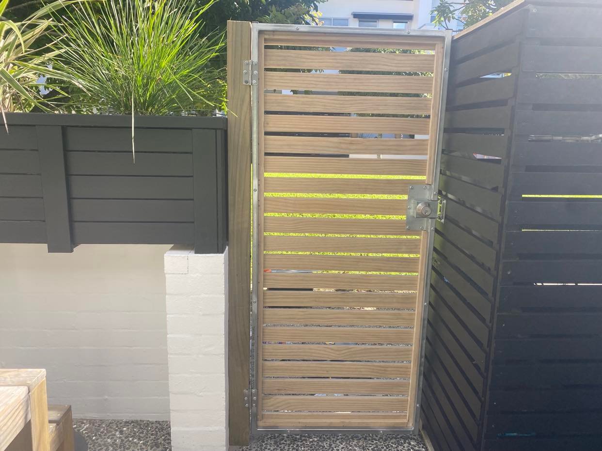 Steel frame (Dura galv) - Trellis Gate & Fance Makers